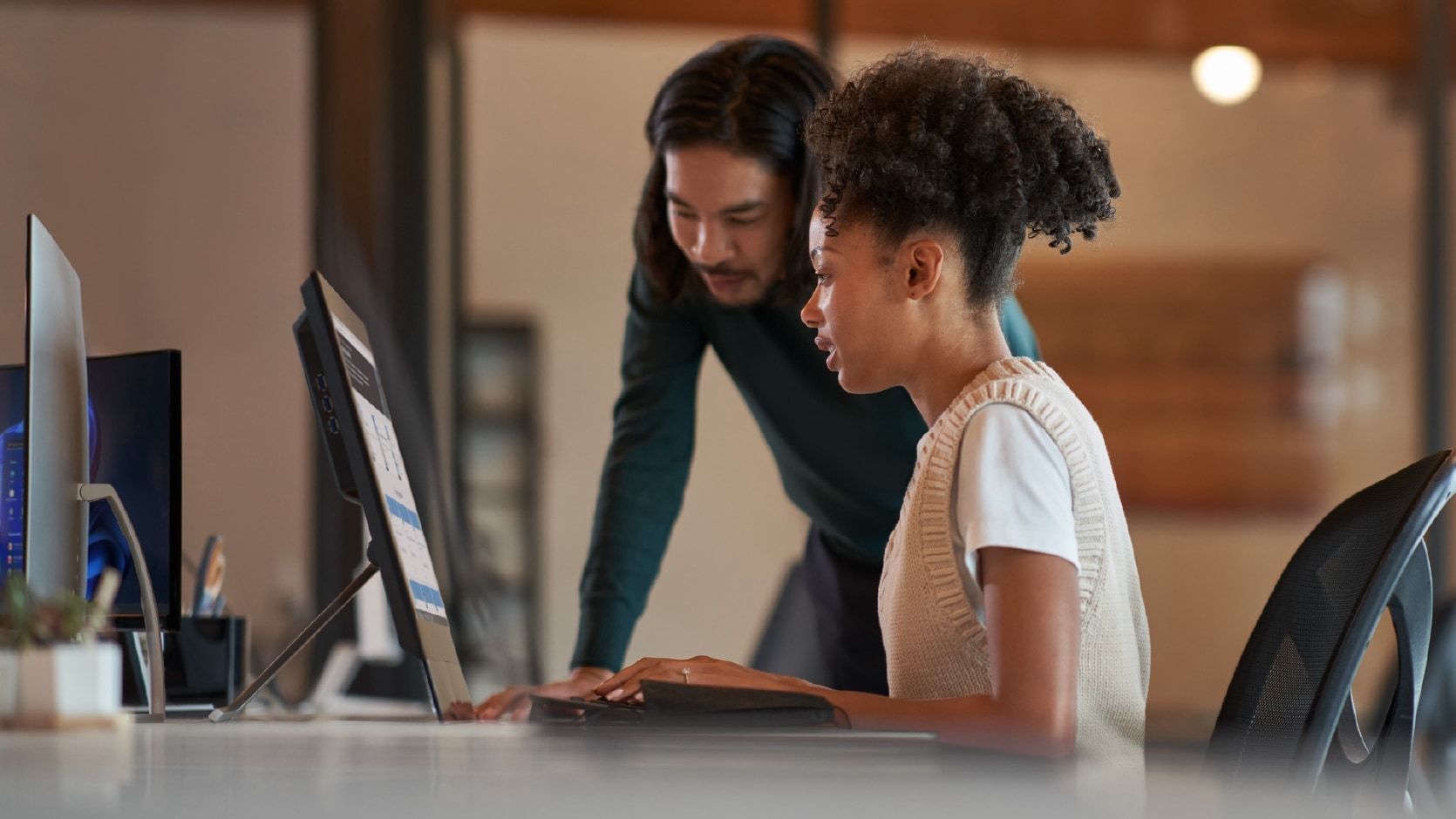 Switch to Microsoft 365 E5 with Ingram Micro | Xvantage